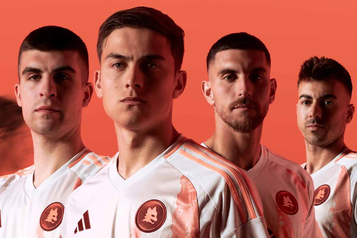 Seconda maglia Roma 2024-2025: le foto UFFICIALI